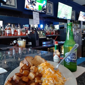 THE TRACK GRILL AND BAR - Updated October 2025 - 26 Photos & 47 Reviews ...