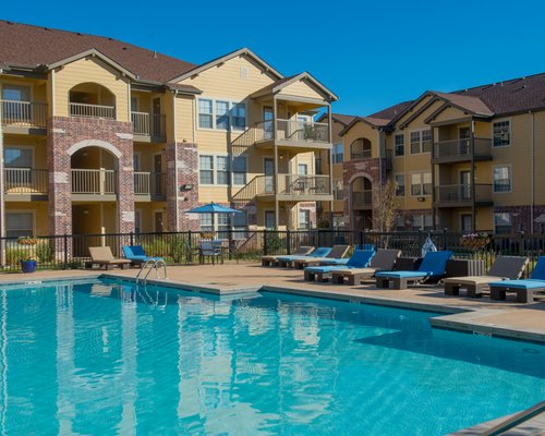 MISSION POINT APARTMENTS - 102 Photos & 12 Reviews - 2900 S Service Rd ...