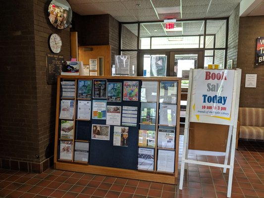TAYLOR COMMUNITY LIBRARY - Updated November 2025 - 18 Photos - 12303 ...