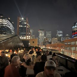 TIME OUT MARKET CHICAGO - Updated July 2025 - 2250 Photos & 628 Reviews ...