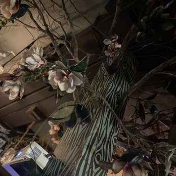 RAMPART TREEHOUSE - 173 Photos & 109 Reviews - 740 N Rampart St, New ...