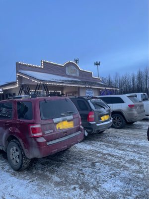 A & W WINDBREAK HOTEL CAFE & BAR - Updated October 2025 - 42 Photos ...