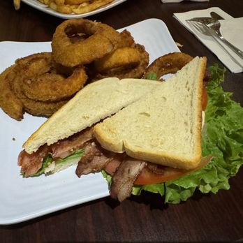 FEDERAL POINTE INN - Updated August 2025 - 57 Photos & 85 Reviews - 75 ...