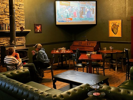 DISCOVERY BAR - Updated December 2025 - 63 Photos & 57 Reviews - 250 ...