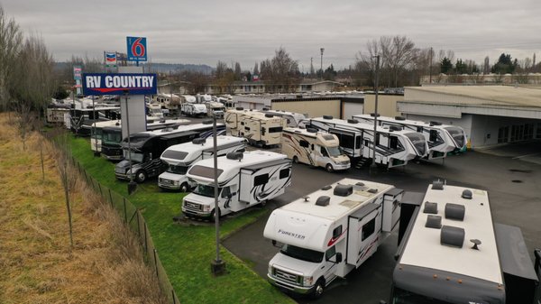 RV COUNTRY - Updated December 2025 - 16 Photos & 85 Reviews - 5111 20th ...
