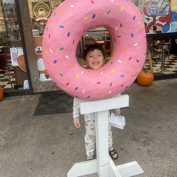 FOX’S DONUT DEN - 245 Photos & 314 Reviews - 3900 Hillsboro Pike ...