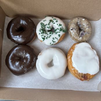 KKP BAKERY - Updated January 2026 - 16 Photos & 17 Reviews - 3621 ...