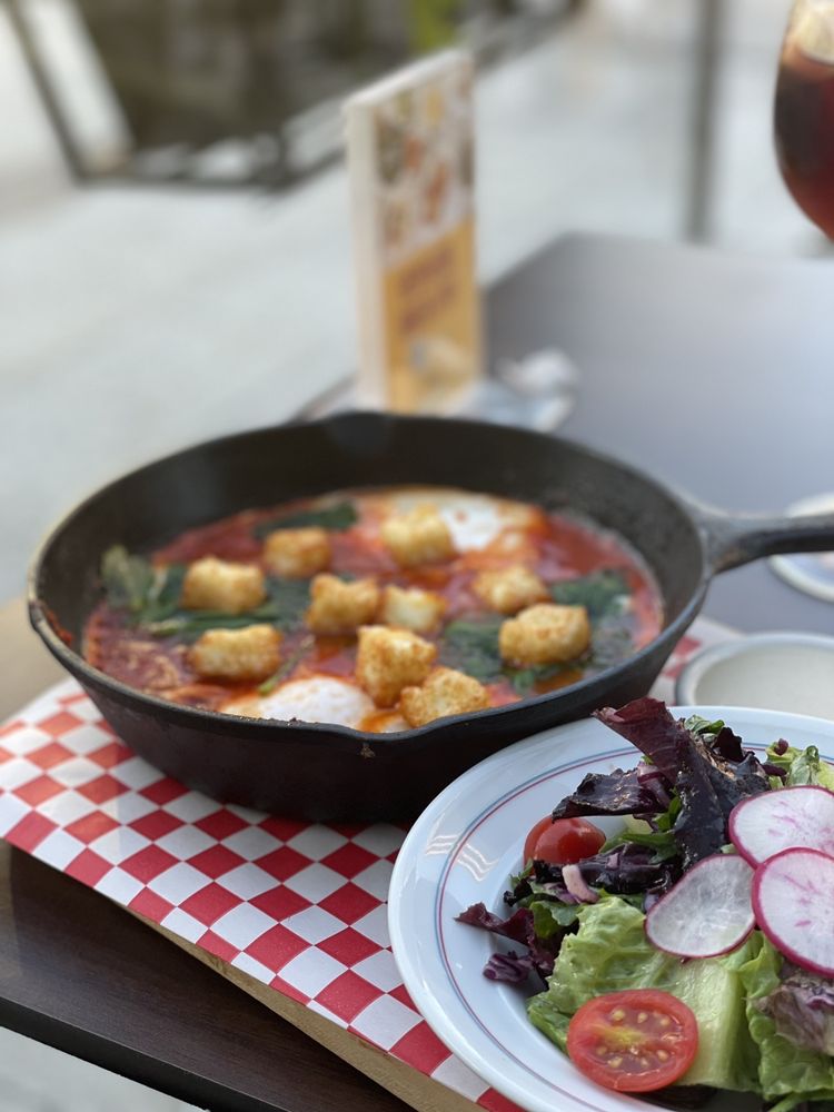 CAFE LANDWER - NORTH YORK - 323 Photos & 138 Reviews - 5000 Yonge St ...