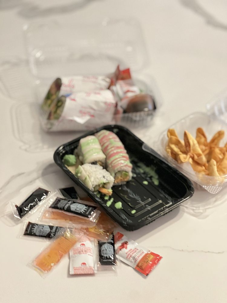 YOHO HIBACHI AND SUSHI - Updated January 2026 - 37 Photos & 32 Reviews ...