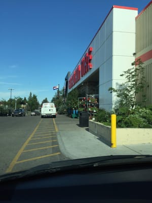 CANADIAN TIRE - Updated December 2025 - 36 Reviews - 9940 Macleod Trail ...