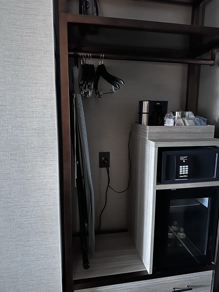 AC HOTEL BY MARRIOTT WORCESTER - Updated April 2025 - 61 Photos & 47 ...