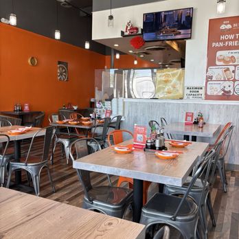 BUN WORLD - Updated December 2025 - 608 Photos & 226 Reviews - 1071 N ...