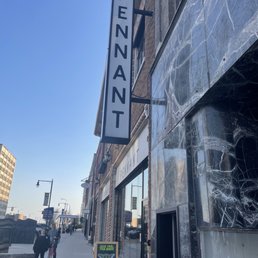THE PENNANT - Updated December 2025 - 227 Photos & 240 Reviews - 915 S ...