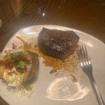 OUTBACK STEAKHOUSE - Updated October 2025 - 52 Photos & 89 Reviews ...