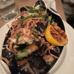 FLEX MUSSELS - 727 Photos & 1073 Reviews - Seafood - 174 East 82nd St ...