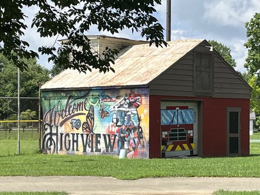 WELCOME TO HIGHVIEW MURAL - 7201 Outer Lp, Louisville, Kentucky ...