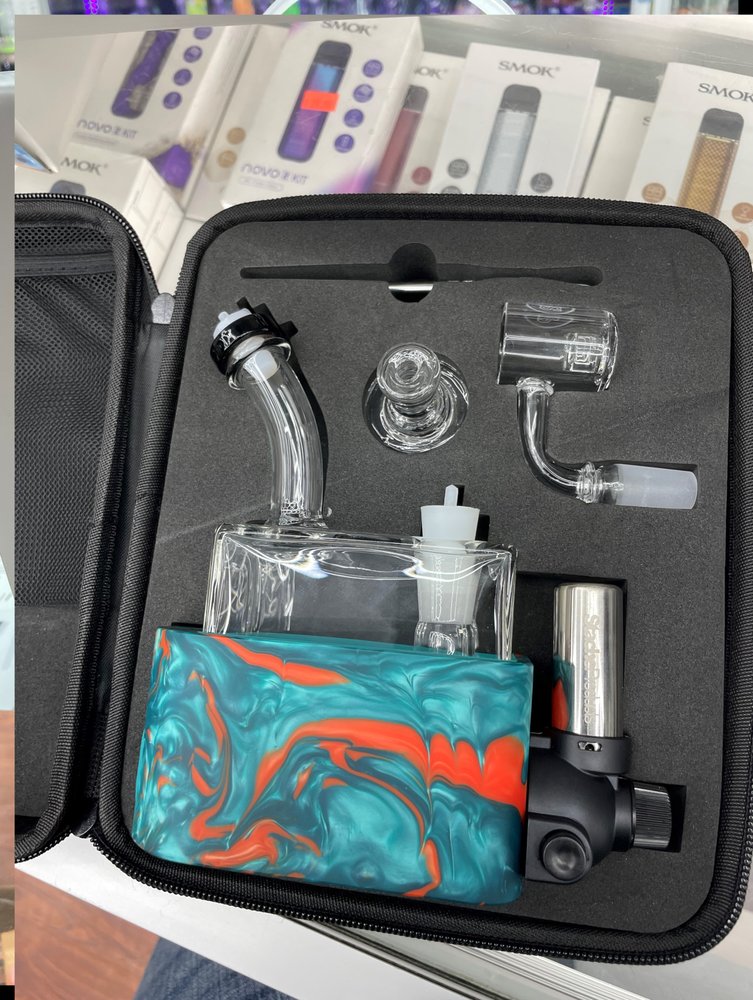 24 HOUR SMOKE SHOP - Updated December 2025 - 24 Photos & 12 Reviews ...