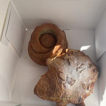 D’CARAMEL PATISSERIE - Updated September 2024 - 68 Photos & 25 Reviews ...