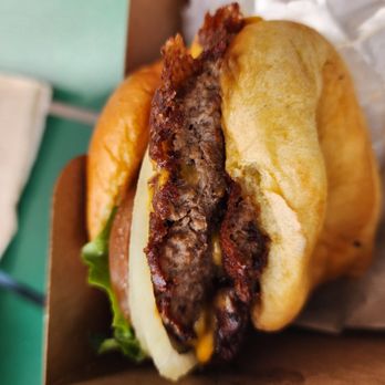 SHAKE SHACK - Updated April 2025 - 173 Photos & 99 Reviews - 103 W ...
