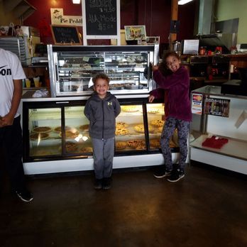 PIE PEDDLERS - Updated September 2024 - 47 Photos & 79 Reviews - 102 ...