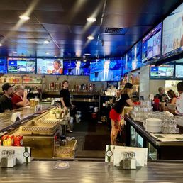 THE ANGRY CLOVER - Updated July 2025 - 50 Photos & 44 Reviews - 15350 E ...