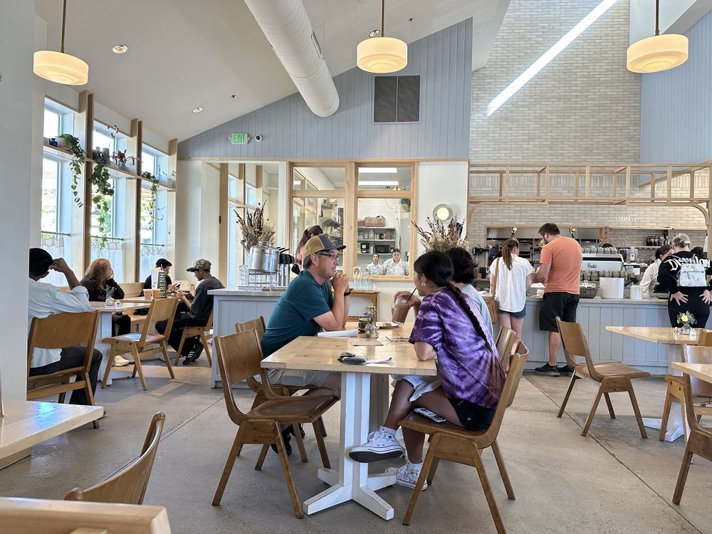 PERENN - RANCHARRAH - Updated September 2025 - 1711 Photos & 694 ...