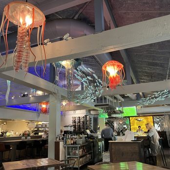 SEA THAI BISTRO - Updated August 2024 - 621 Photos & 597 Reviews - 2350 ...