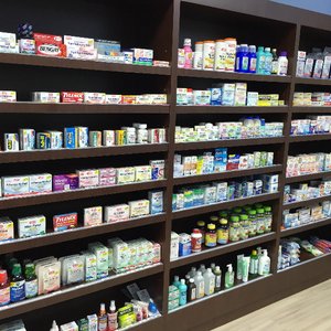 986 PHARMACY - Updated June 2025 - 14 Photos - 8054 Garvey Ave ...