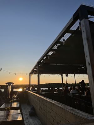 TAVERN ON THE FALLS - Updated May 2025 - 25 Photos & 21 Reviews - 1 ...