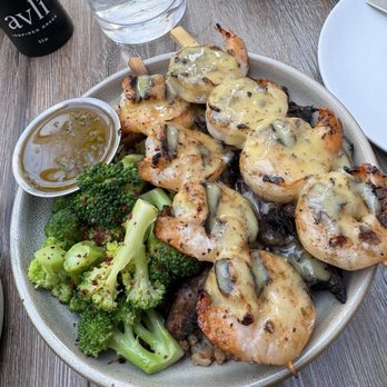 AVLI RIVER NORTH - Updated July 2025 - 714 Photos & 424 Reviews - 702 N ...