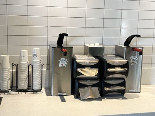 SHAKE SHACK REDLANDS - Updated June 2026 - 129 Photos & 108 Reviews ...