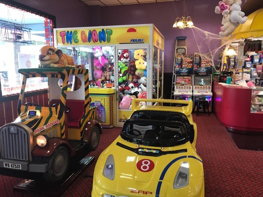FUN FACTORY - 65 Photos & 26 Reviews - Arcades - 1620 N School St ...