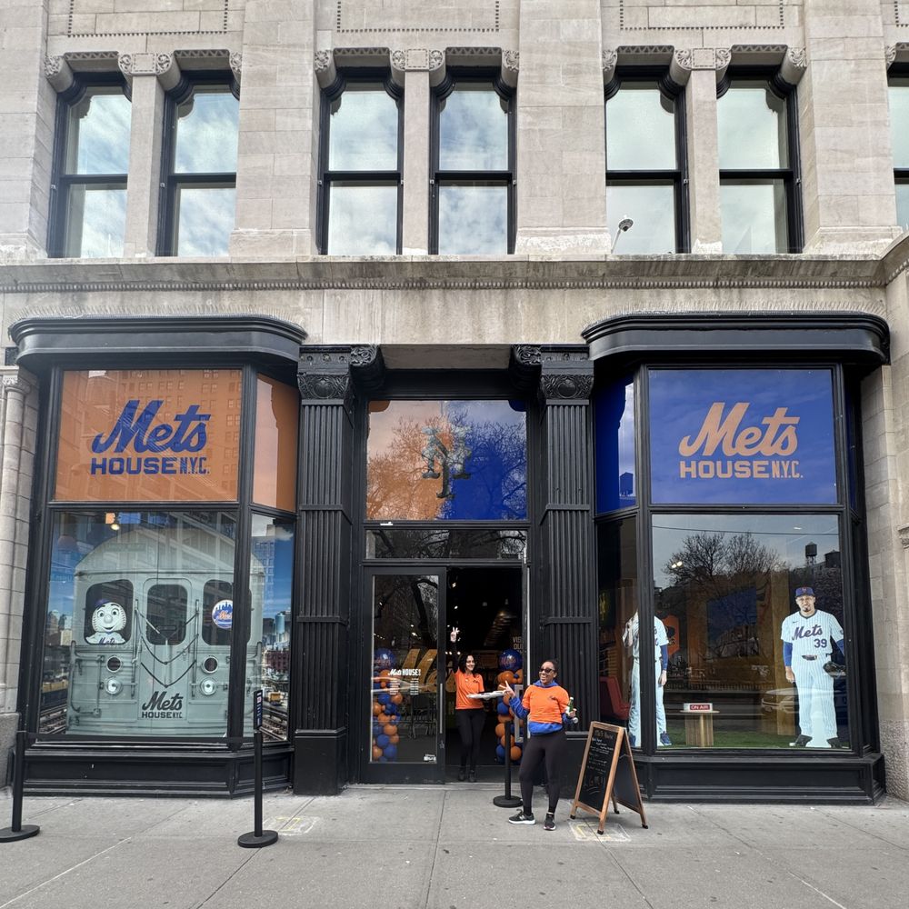 METS HOUSE NYC - Updated September 2025 - 35 Photos - 1 Union Square W ...