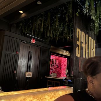 KNIFE MODERN MEDITERRANEAN - Updated December 2025 - 472 Photos & 226 ...