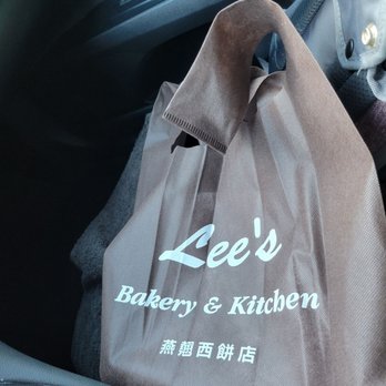 LEE’S BAKERY & KITCHEN - 496 Photos & 246 Reviews - 125 N King St ...