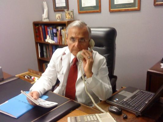 ALEX MESSINA, MD - Updated September 2025 - 88 Reviews - 2021 Santa ...