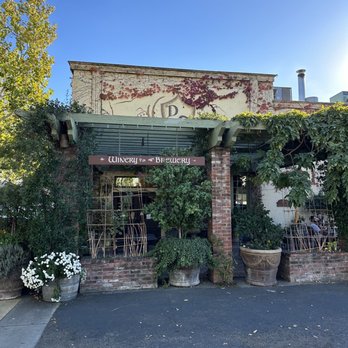 THE DANCING FOX WINERY & BREWERY - Updated November 2024 - 1056 Photos ...