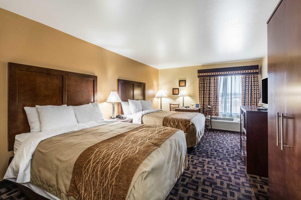 Comfort Inn & Suites North Aurora - Naperville - Trusted Since 2018 ...