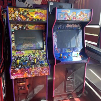 RETROVOLT ARCADE - Updated May 2025 - 261 Photos & 112 Reviews - 544 ...