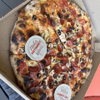 SEXTON’S PIZZA - Updated December 2025 - 31 Photos & 28 Reviews - 360 W ...