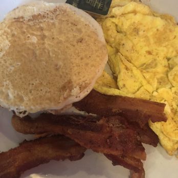 THE HOWLIN BIRD - Updated November 2025 - 211 Photos & 128 Reviews ...