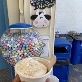 LADY MOO MOO ICE CREAM - Updated October 2025 - 243 Photos & 142 ...