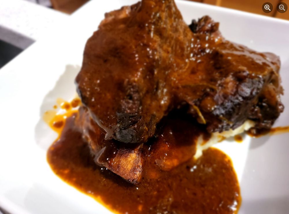 HATFIELD ROADHOUSE - Updated August 2025 - 320 2nd St, Hatfield ...