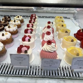 ANGELINA - Updated November 2024 - 3130 Photos & 1661 Reviews - 226 rue ...