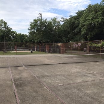 MILROY PARK - Updated October 2025 - 10 Photos - 1205 Yale St, Houston ...