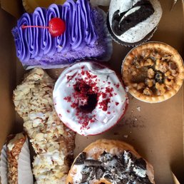 DESPI DELITE BAKERY - Updated December 2025 - 346 Photos & 347 Reviews ...