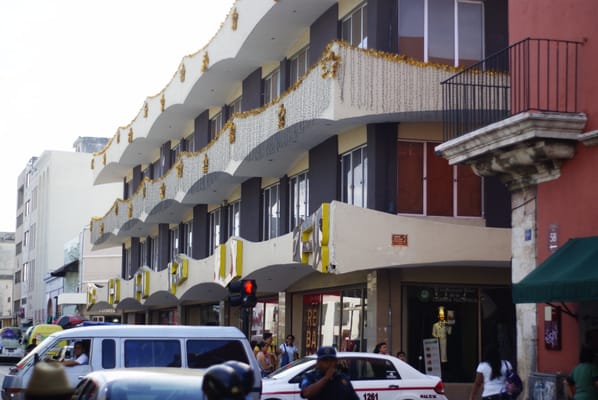 TIENDAS CHAPUR - Updated July 2025 - 11 Photos - Calle 58 503, Mérida ...