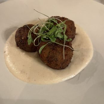 CATALUNA - Updated January 2025 - 304 Photos & 74 Reviews - 8206 ...