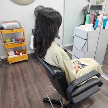 OAK TREE HAIR SALON - Updated August 2025 - 134 Photos & 74 Reviews ...