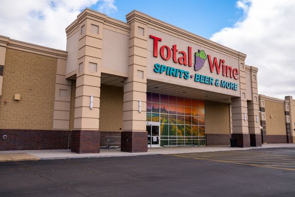 TOTAL WINE & MORE - Updated August 2025 - 157 Photos - 40 25th St SE ...
